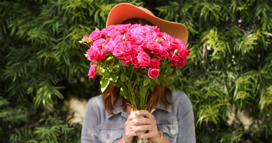 5 Rose-Giving Traditions in Different Cultures | Bouqs Blog