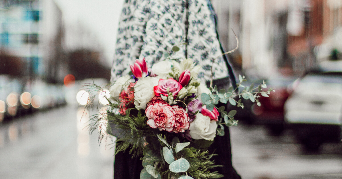 Romantic Ways to Propose with Flowers | Bouqs Blog