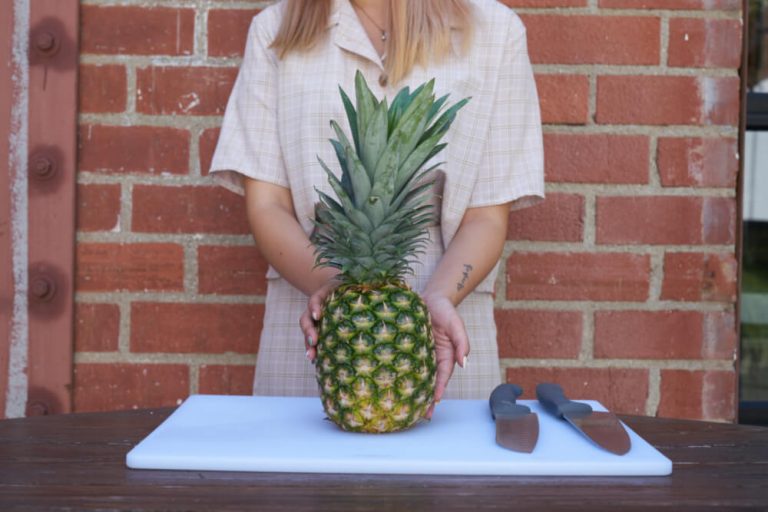 DIY Pineapple Vase for Your Next Party | Bouqs Blog