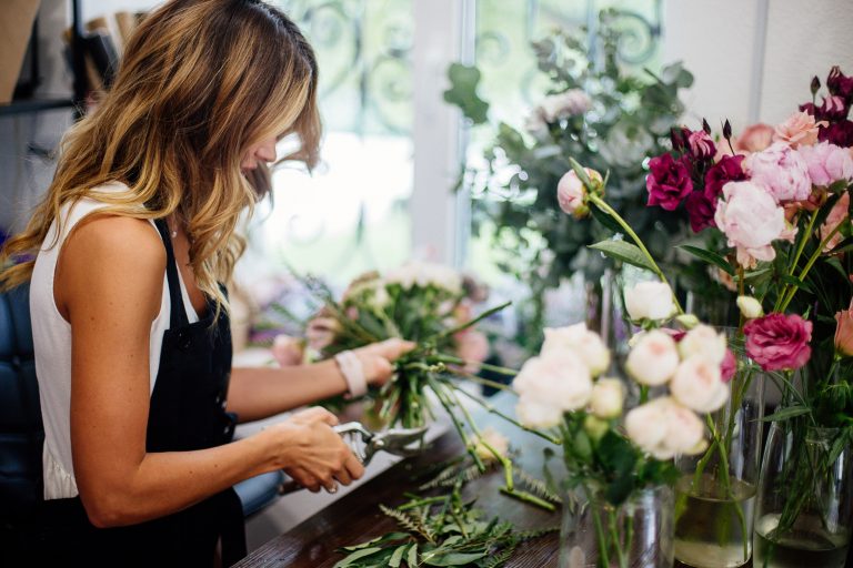 How to Keep Flowers Fresh: Tips for Storing | Bouqs Blog